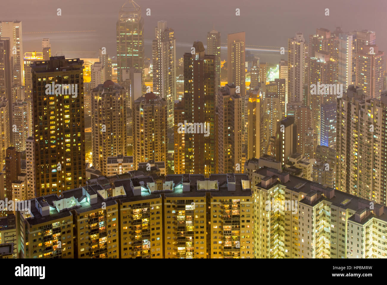 Middle class residential building hi-res stock photography and images ...