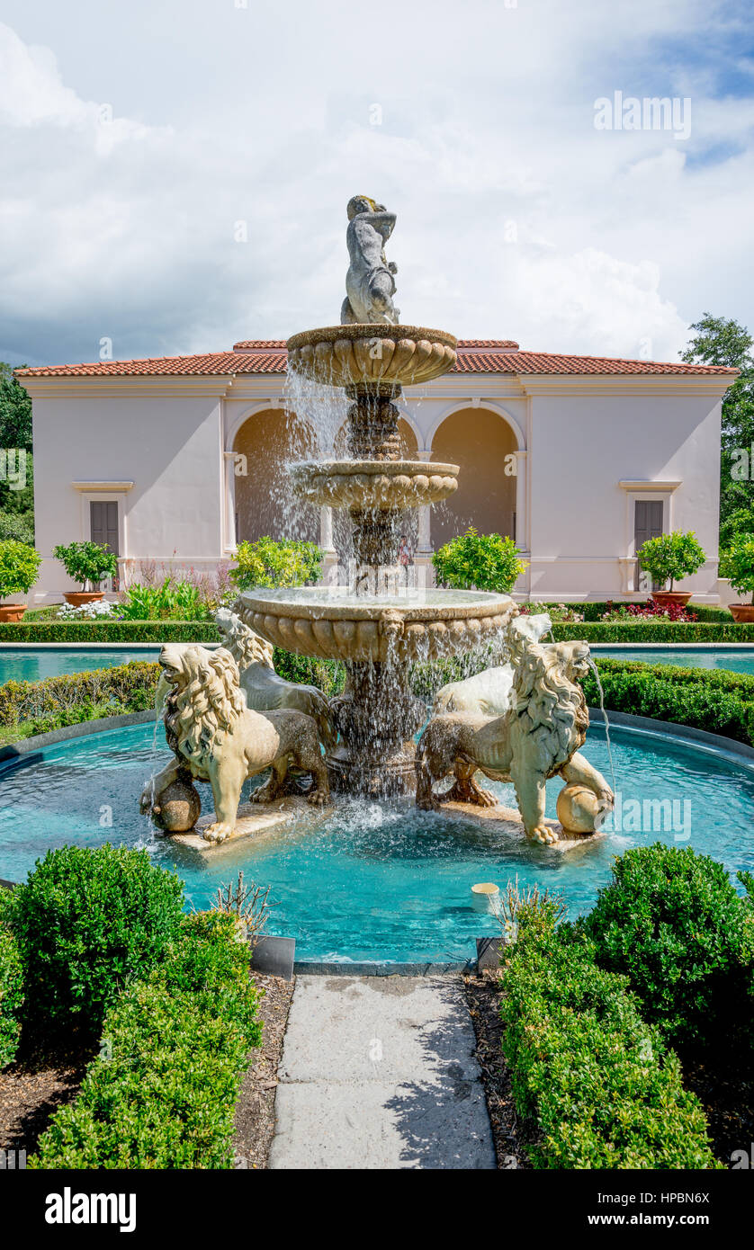 Renaissance Images Of Gardens With Fountains