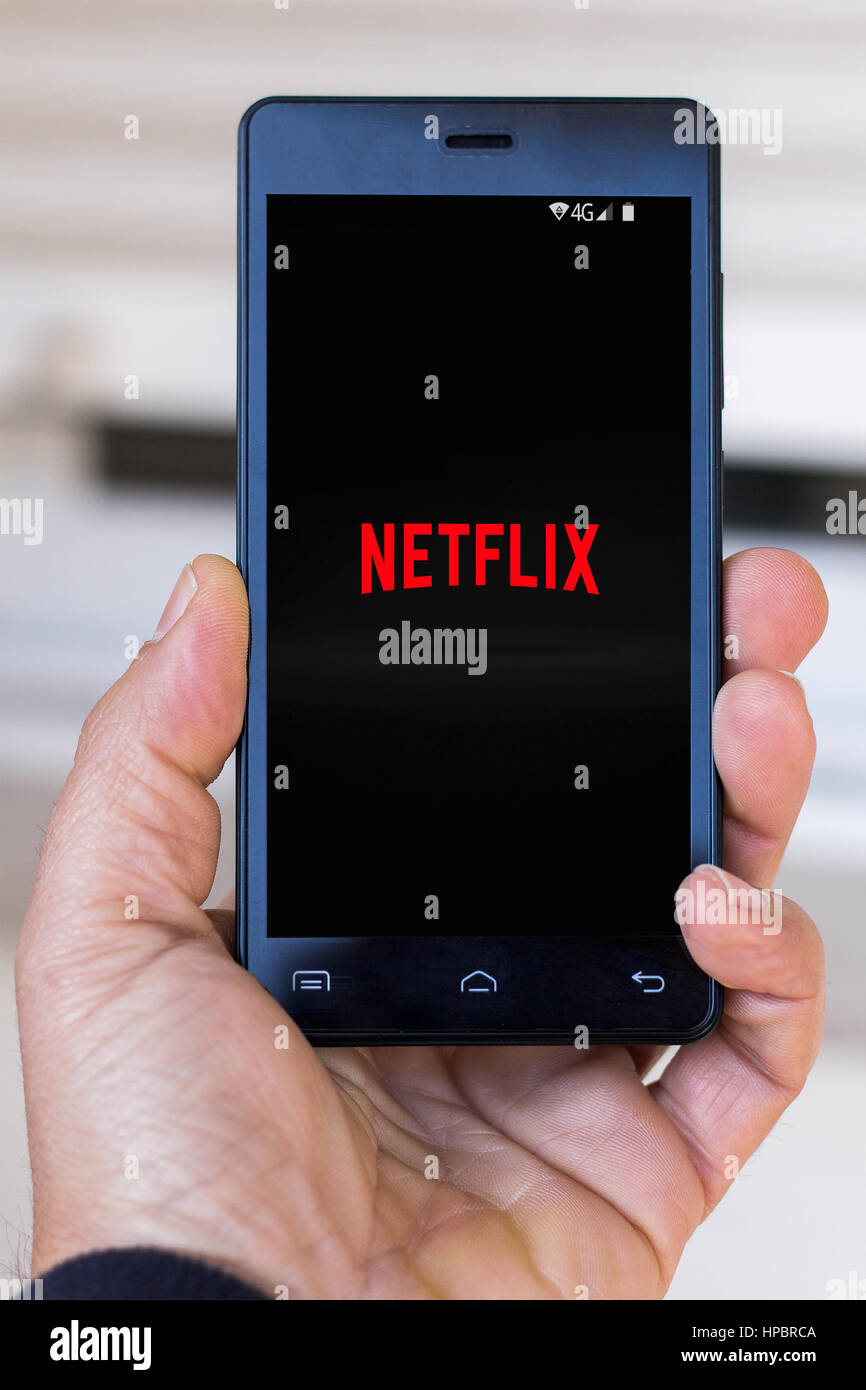 Netflix screen hi-res stock photography and images - Alamy