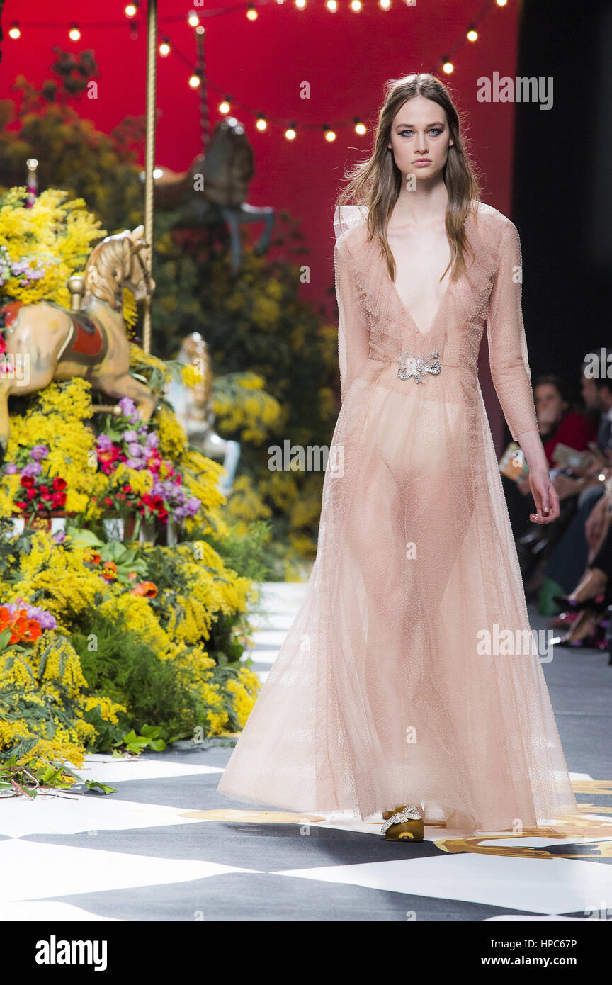 Madrid, Spanien. 20th Feb, 2017. Model during the Jorge Vazquez Fashion ...