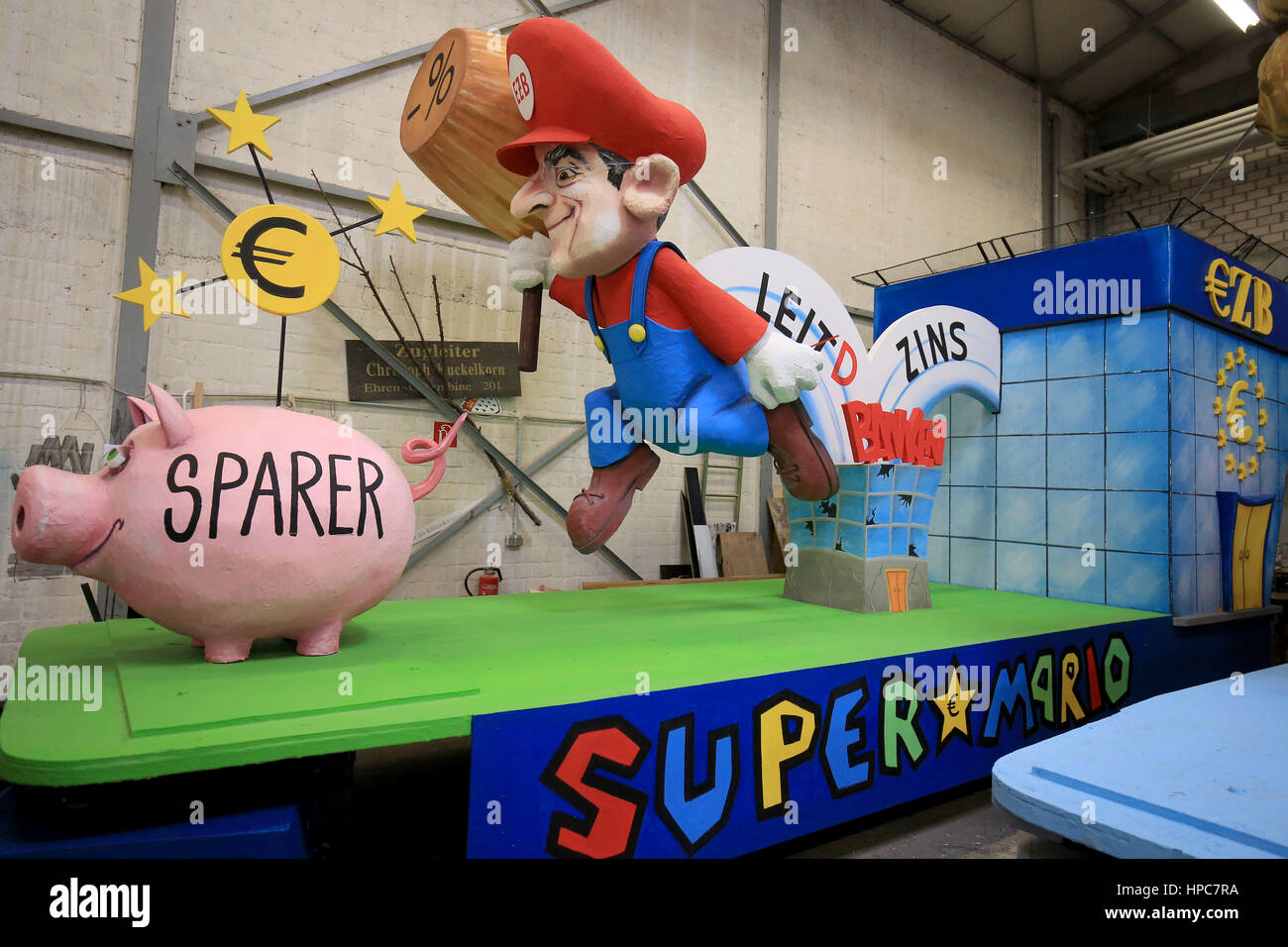 Mario theme hi-res stock photography and images - Alamy