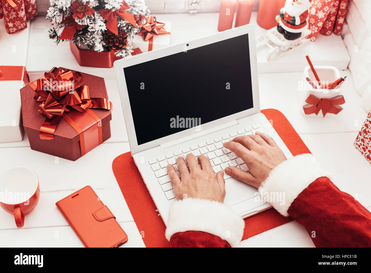 Holidays networking hi-res stock photography and images - Alamy