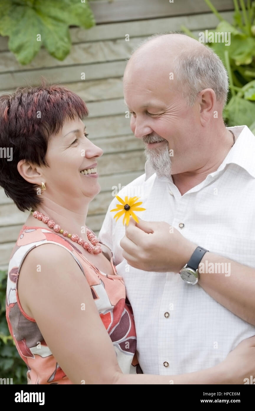 50 plus couples hi-res stock photography and images - Alamy