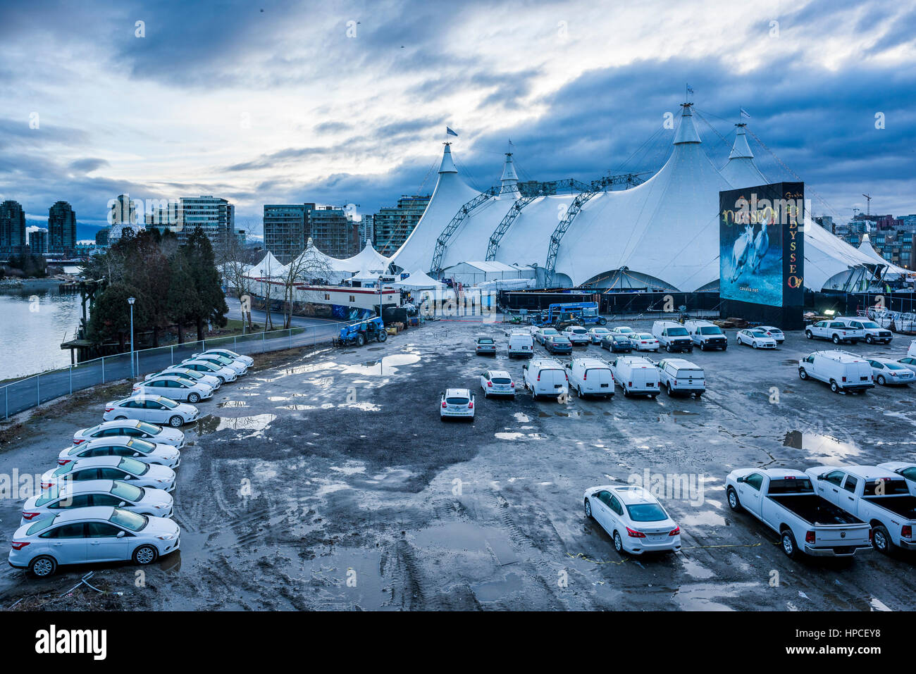 Big top tent hi-res stock photography and images - Alamy