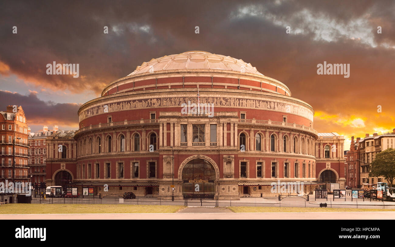 The royal albert hall building hi-res stock photography and images - Alamy