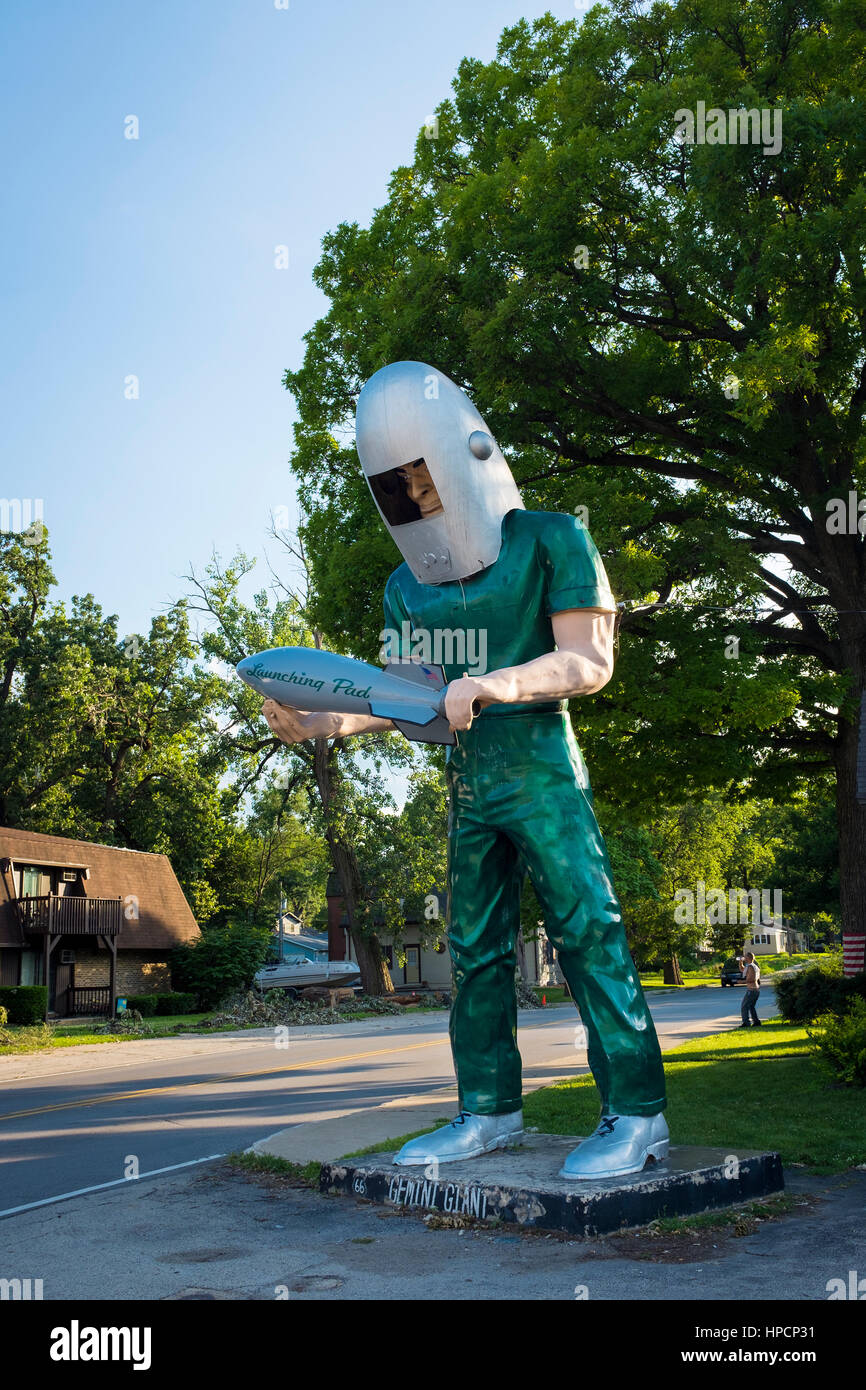 Usa route 66 gemini giant hi-res stock photography and images - Alamy