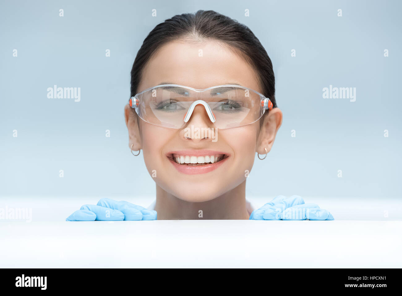 Scientists lab behind hi-res stock photography and images - Alamy