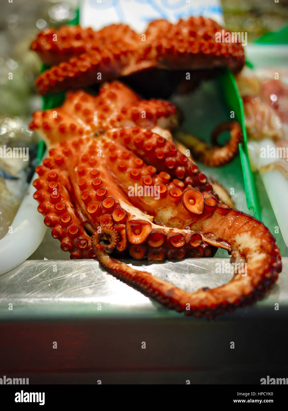Octopus catching hi-res stock photography and images - Alamy