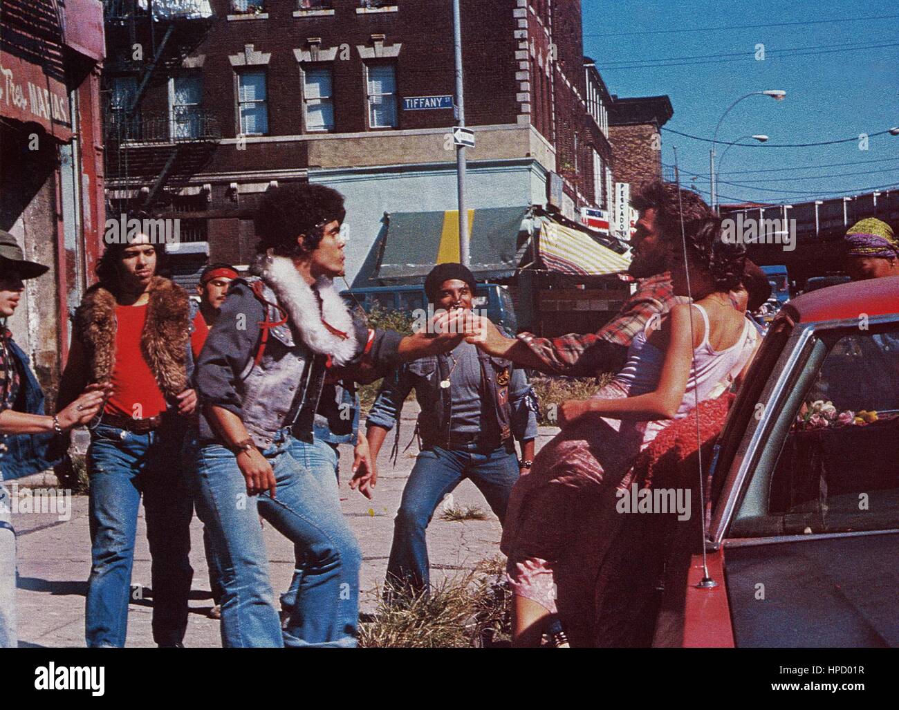 Night of the juggler 1980 hi-res stock photography and images - Alamy