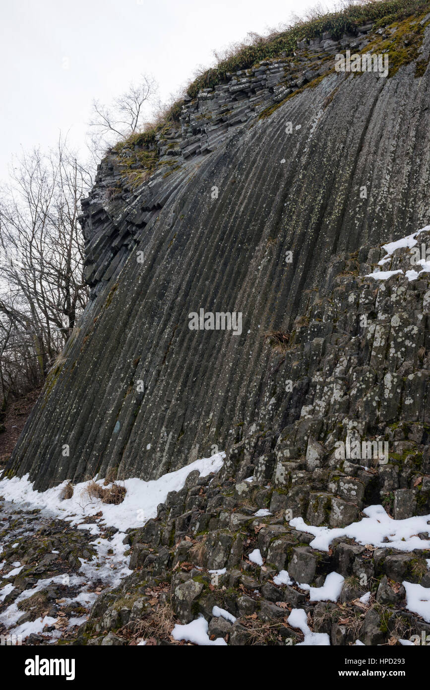 Rocky waterfall - Basaltic pentagonal and hexagonal columns ...