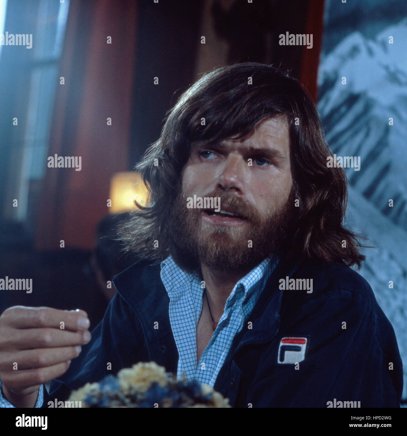 Reinhold messner 1980 everest hi-res stock photography and images - Alamy