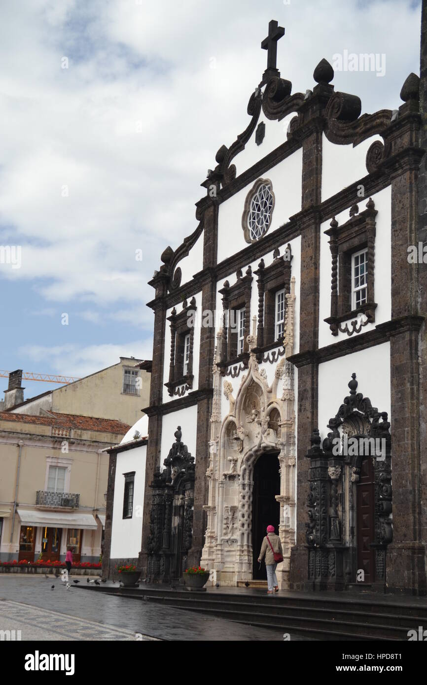 Ponta delgada cathedral azores hi-res stock photography and images - Alamy