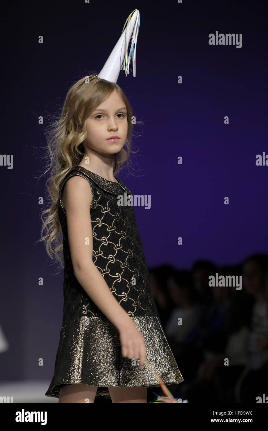 FIMI Winter 2017 'Childish' fashion show at Palacio de Cristal ...