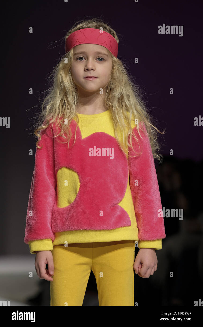 FIMI Winter 2017 'Childish' fashion show at Palacio de Cristal ...