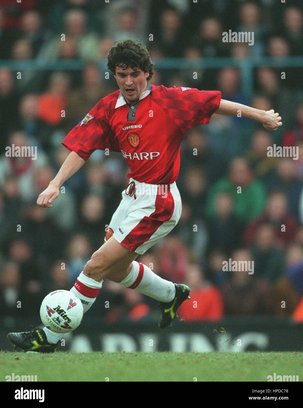Roy keane 1997 hi-res stock photography and images - Alamy