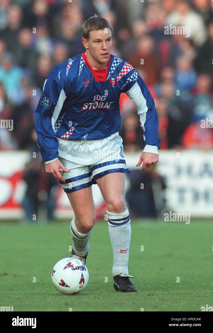 DARREN EDMONDSON CARLISLE UNITED FC 31 January 1997 Stock Photo - Alamy