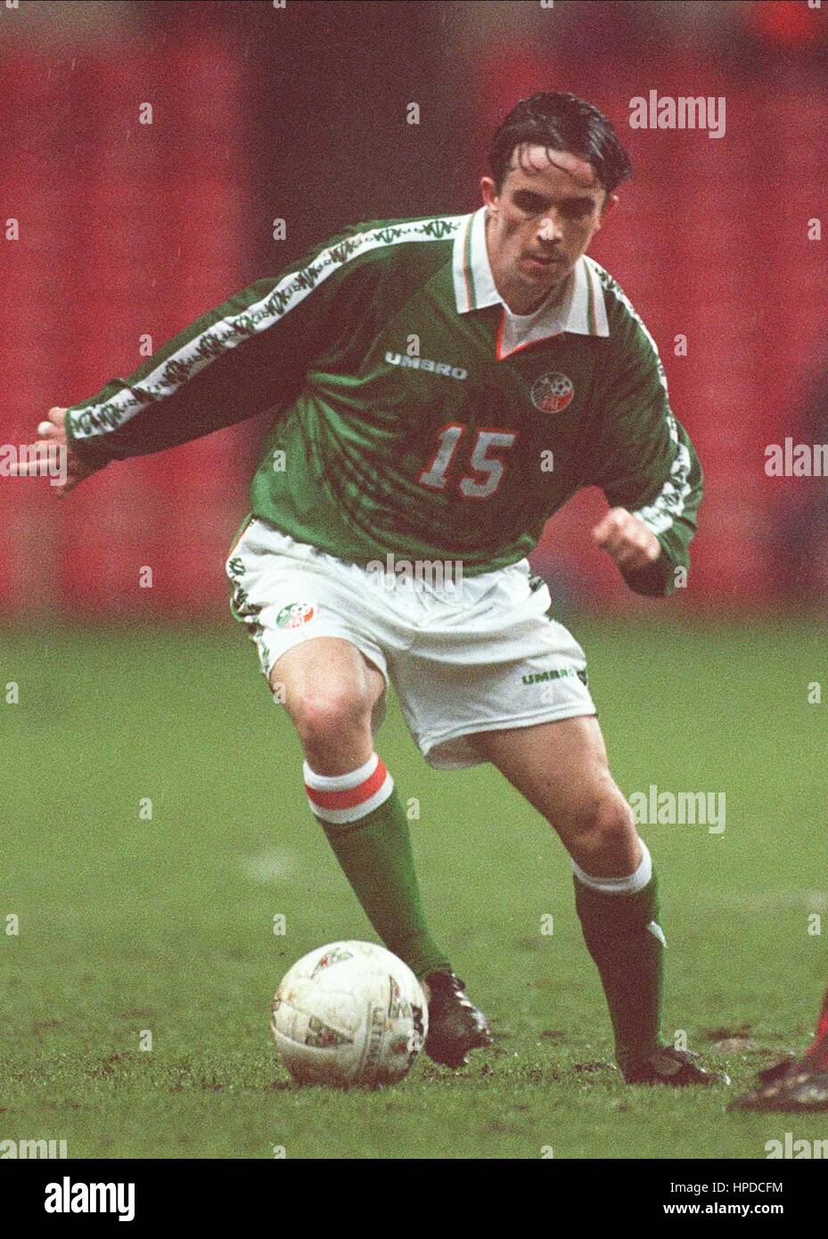 GARY KELLY EIRE & LEEDS UNITED FC 12 February 1997 Stock Photo - Alamy