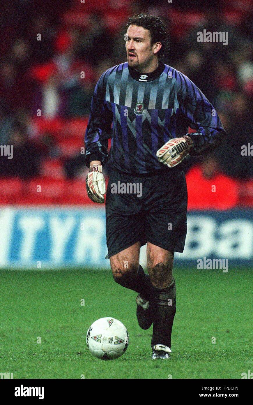 Mark Crossley Nottingham Forest High Resolution Stock Photography and ...