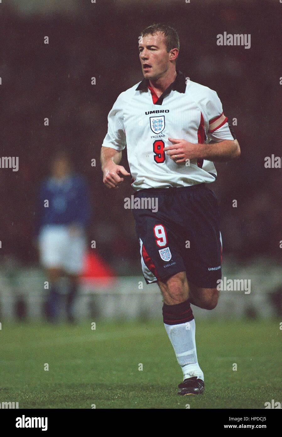 ALAN SHEARER ENGLAND & NEWCASTLE UNITED FC 14 February 1997 Stock Photo ...
