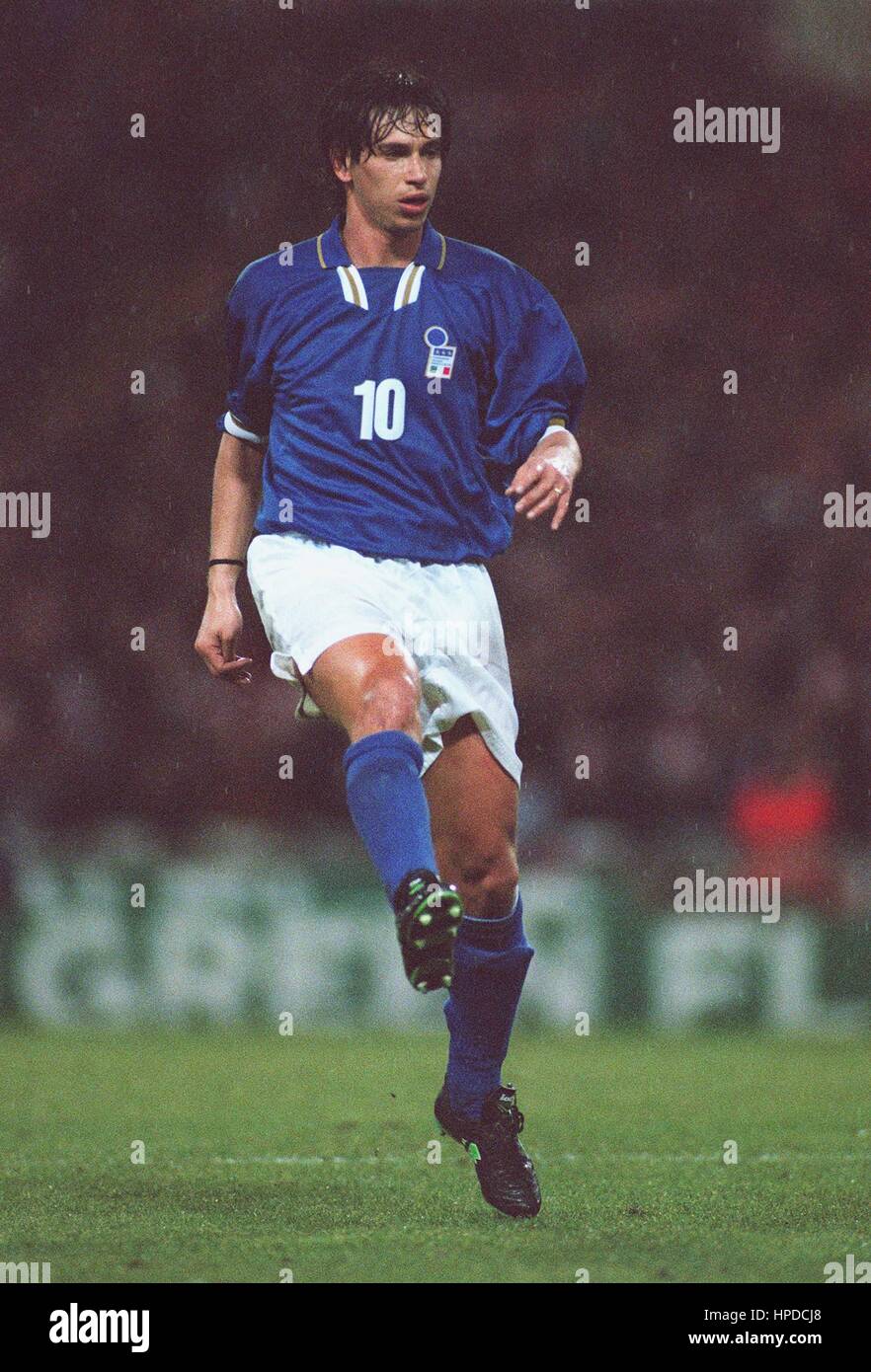 Demetrio albertini hi-res stock photography and images - Alamy