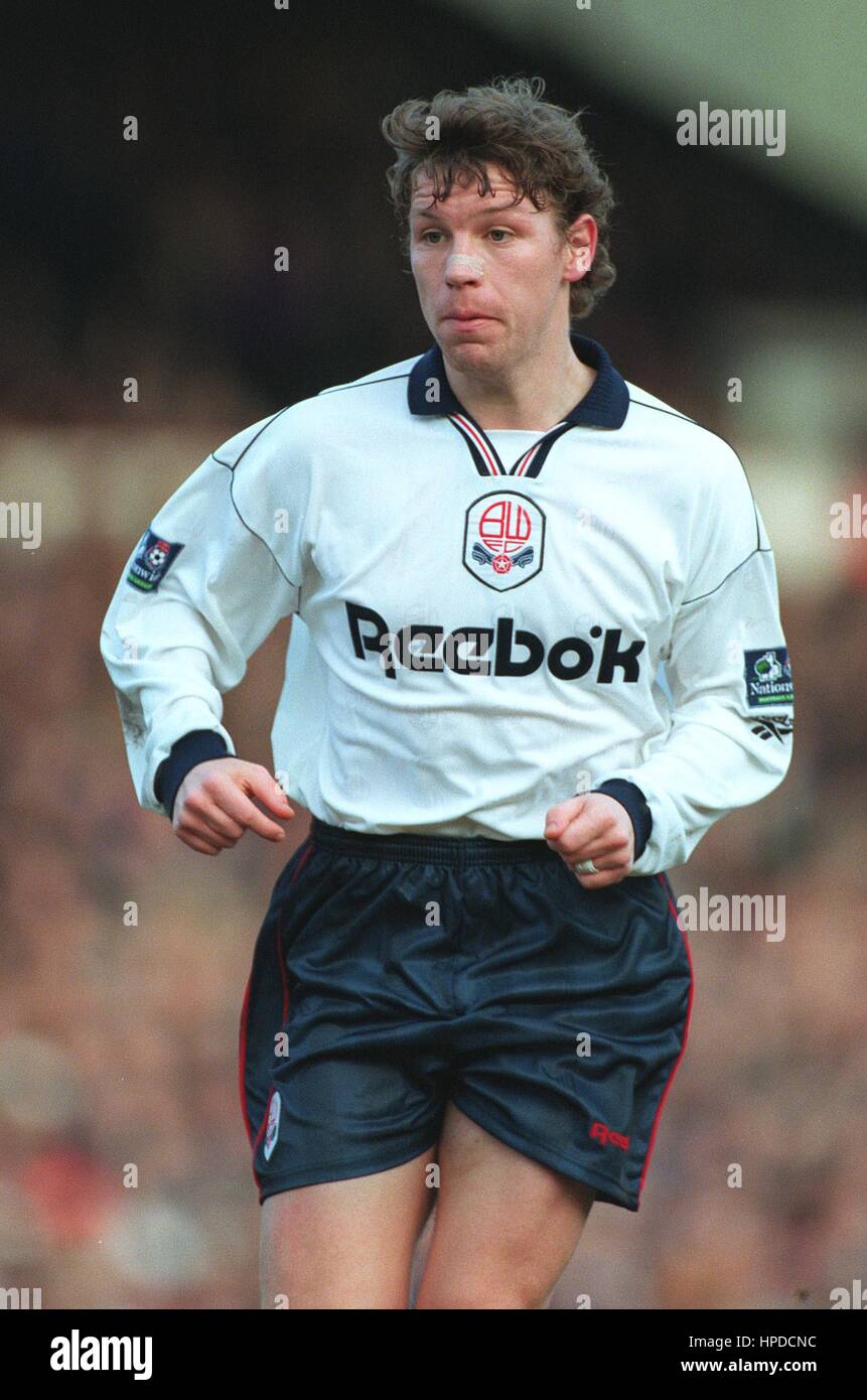 Football alan thompson hi-res stock photography and images - Alamy