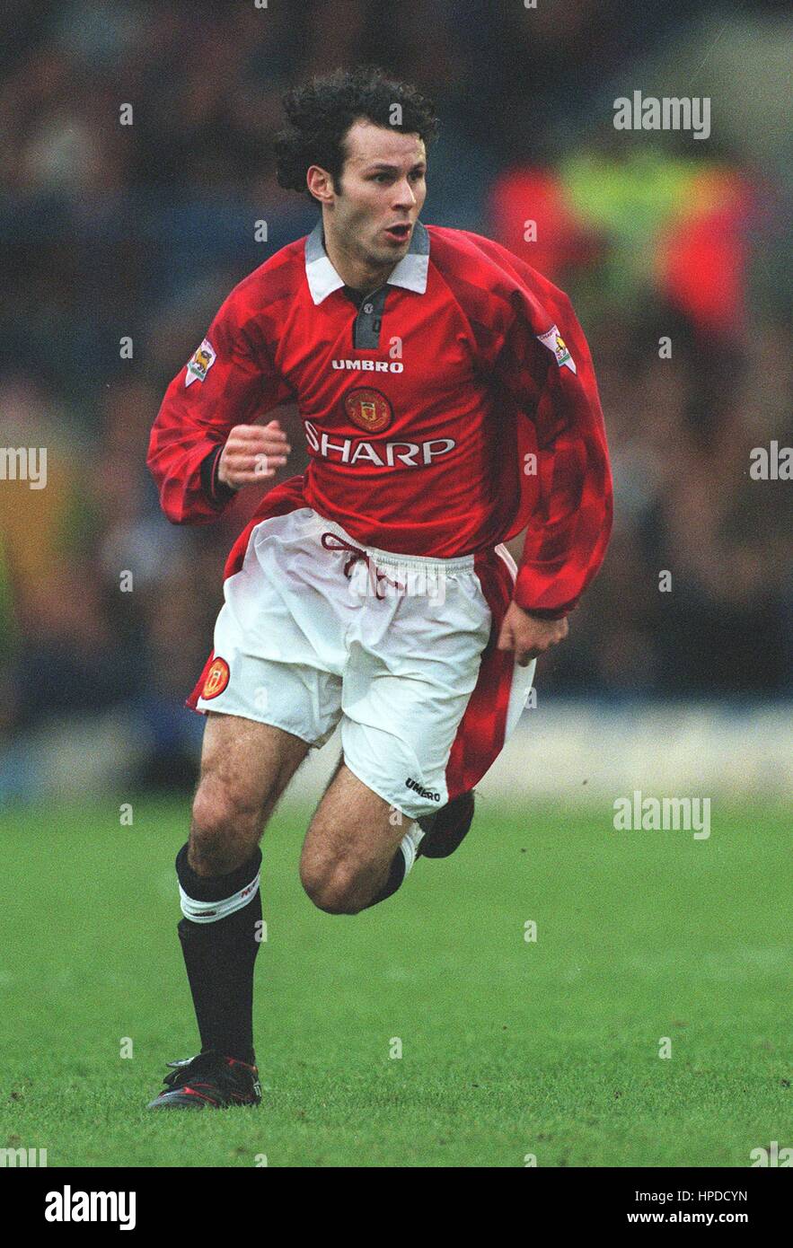 Ryan giggs manchester united hi-res stock photography and images - Alamy
