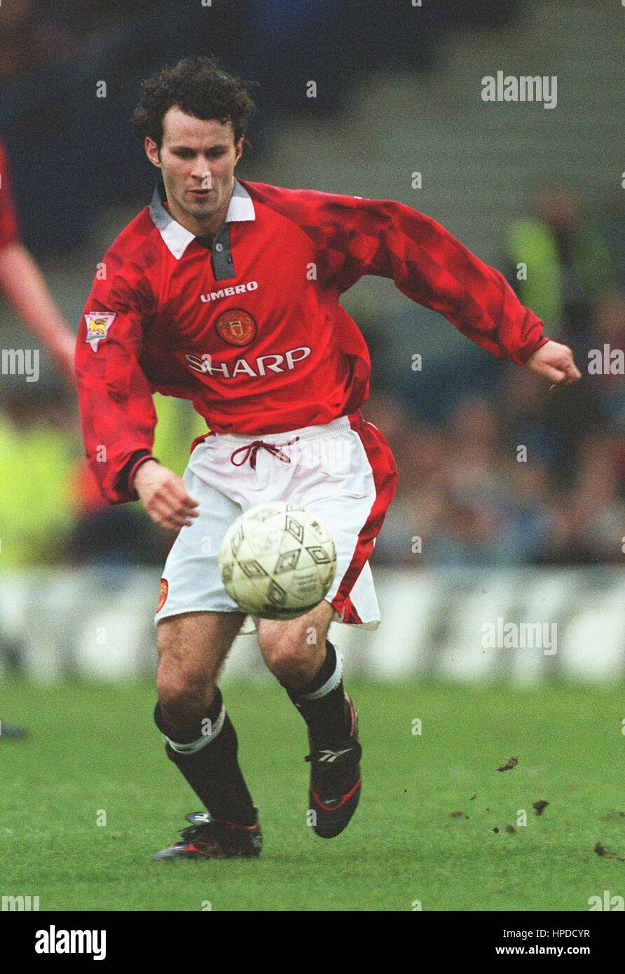 RYAN GIGGS MANCHESTER UNITED FC 22 February 1997 Stock Photo - Alamy