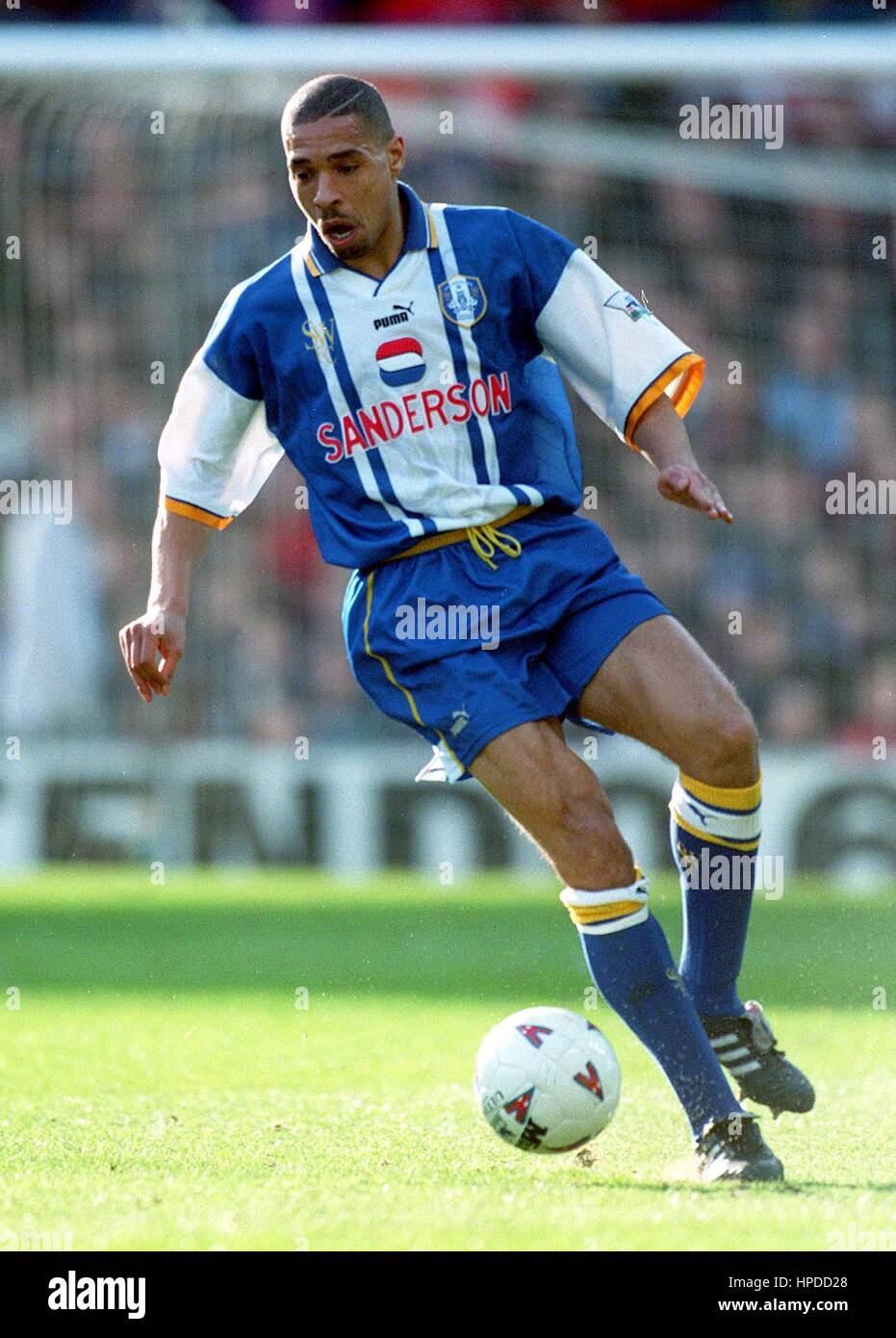 Des Walker Football Stock Photos & Des Walker Football Stock Images - Alamy