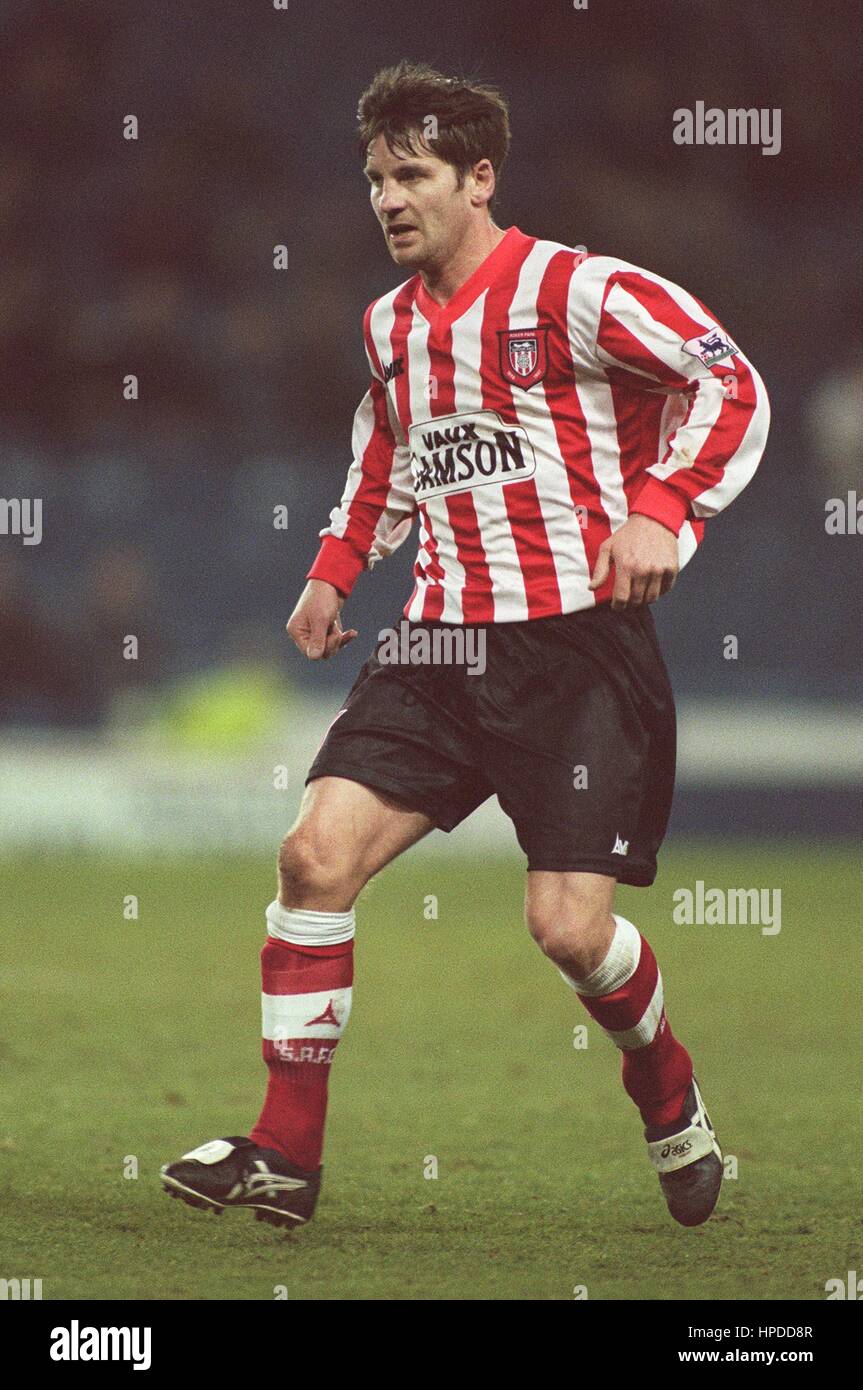 PAUL BRACEWELL SUNDERLAND FC 12 March 1997 Stock Photo - Alamy