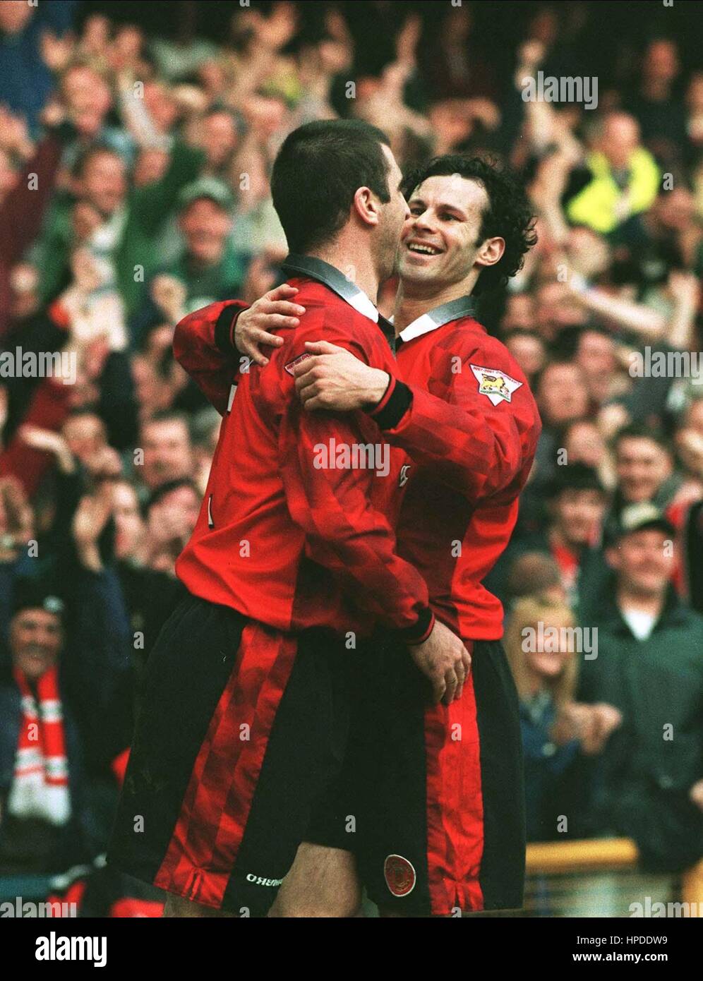 ERIC CANTONA & RYAN GIGGS EVERTON V MANCHESTER UNITED 23 March 1997 ...
