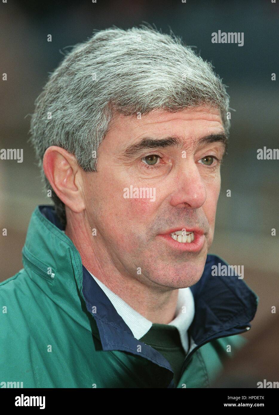 BRYAN HAMILTON NORTHERN IRELAND MANAGER 08 April 1997 Stock Photo - Alamy