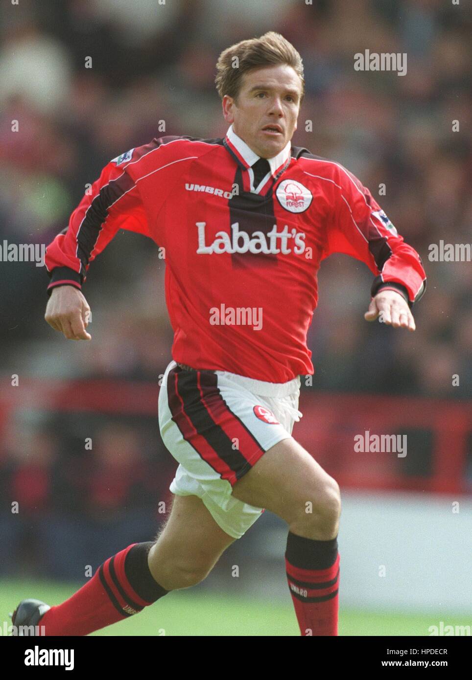 David phillips nottingham forest fc hi-res stock photography and images ...