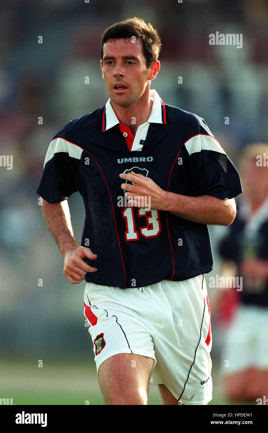 DAVID WEIR SCOTLAND & HEART OF MIDLOTHIAN 03 June 1997 Stock Photo - Alamy