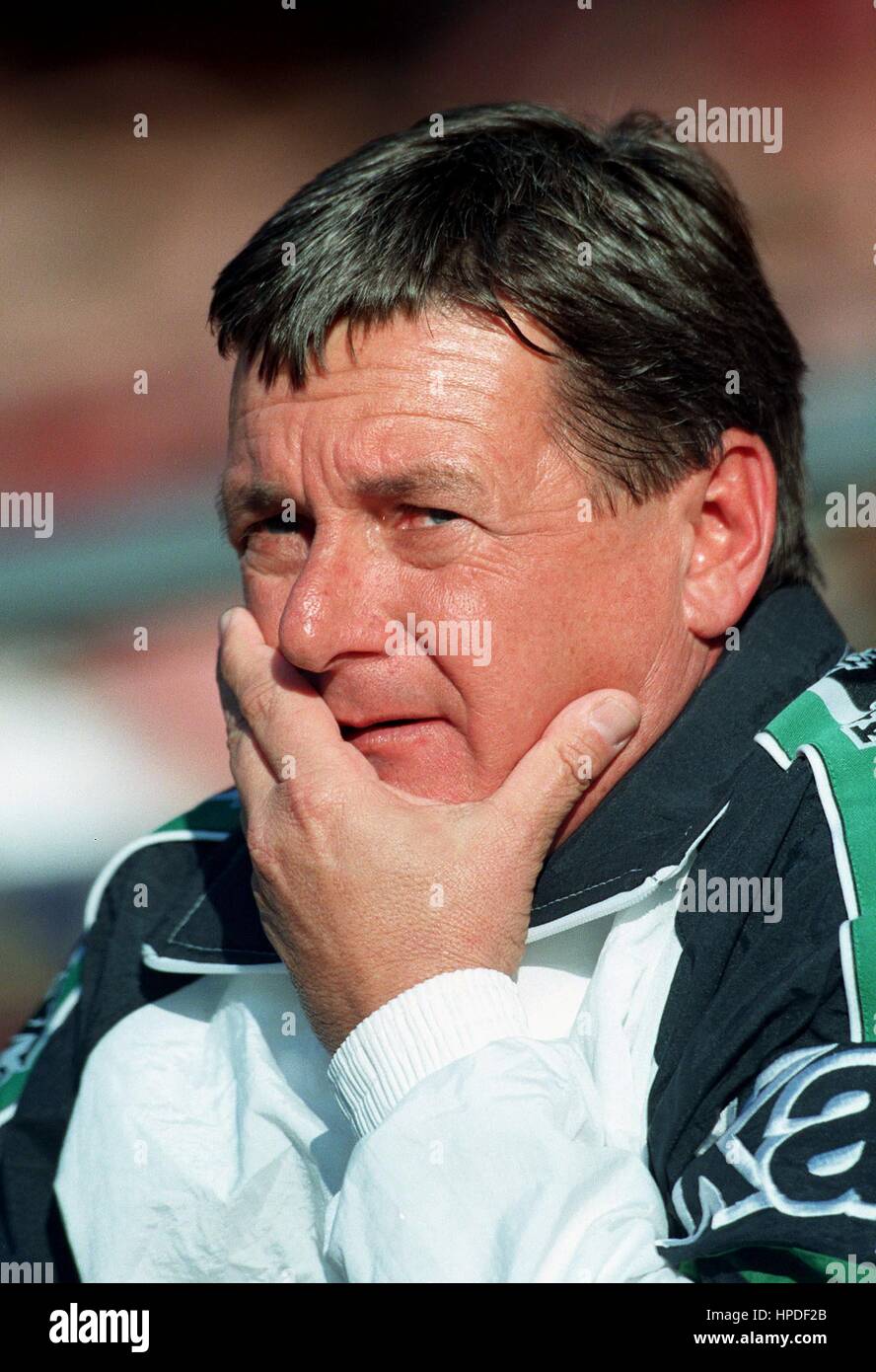 CLIVE BARKER SOUTH AFRICA COACH 12 June 1997 Stock Photo - Alamy