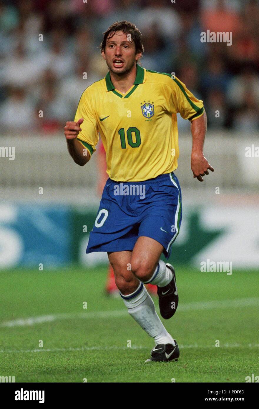 Leonardo brazil 1997 hi-res stock photography and images - Alamy