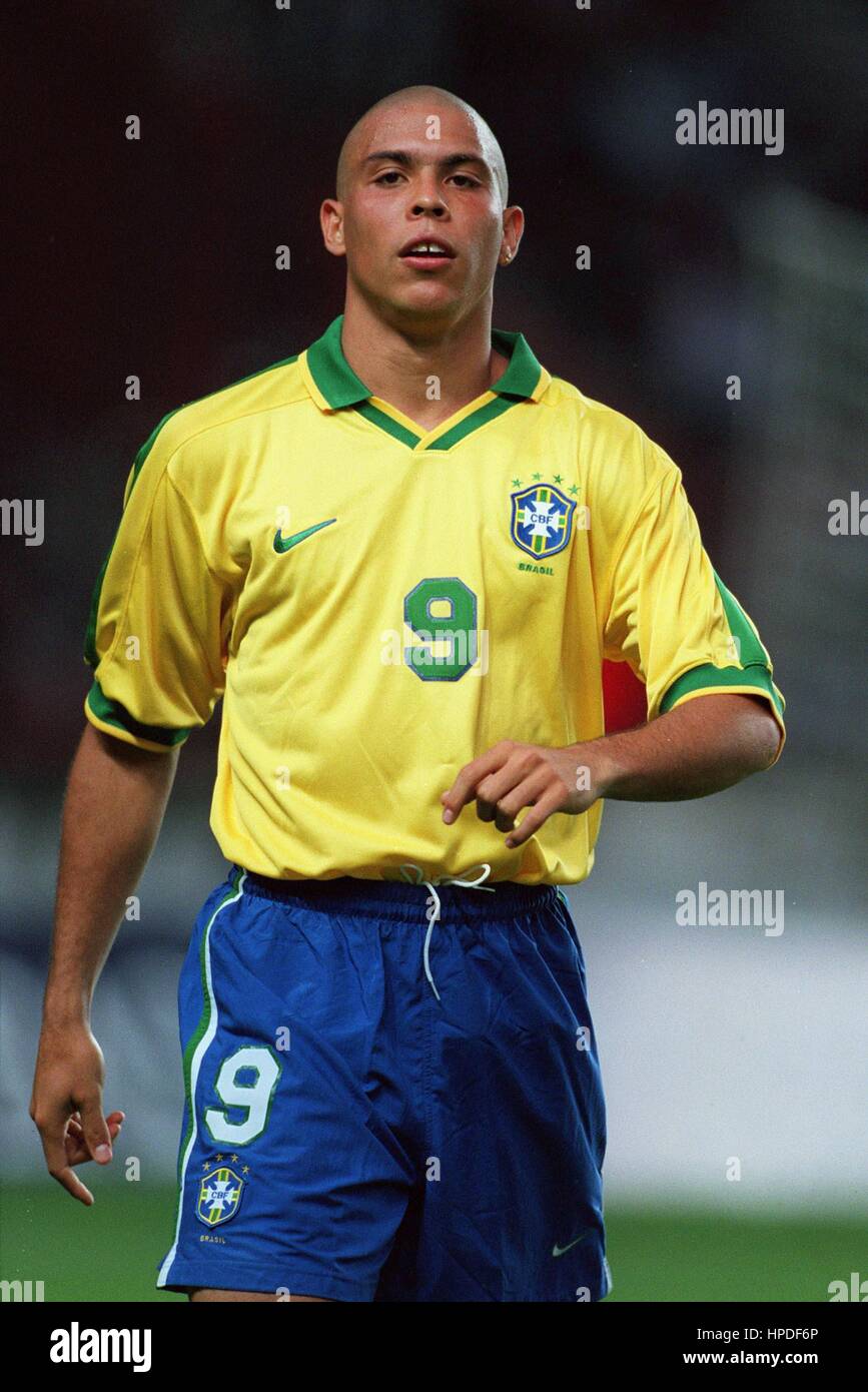 RONALDO BRAZIL INTER MILAN FC 13 June 1997 Stock Photo Alamy RONALDO BRAZIL INTER MILAN FC 13 June 1997 Stock Photo Alamy