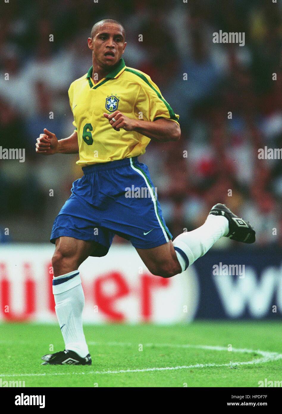 ROBERTO CARLOS BRAZIL & REAL MADRID 18 June 1997 Stock Photo - Alamy