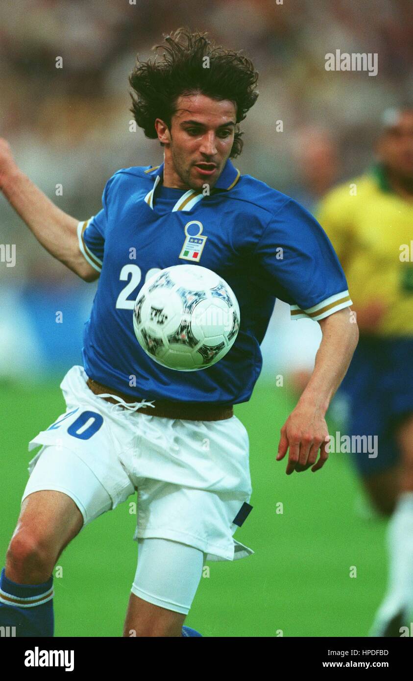 Del piero juventus 1997 hi-res stock photography and images - Alamy