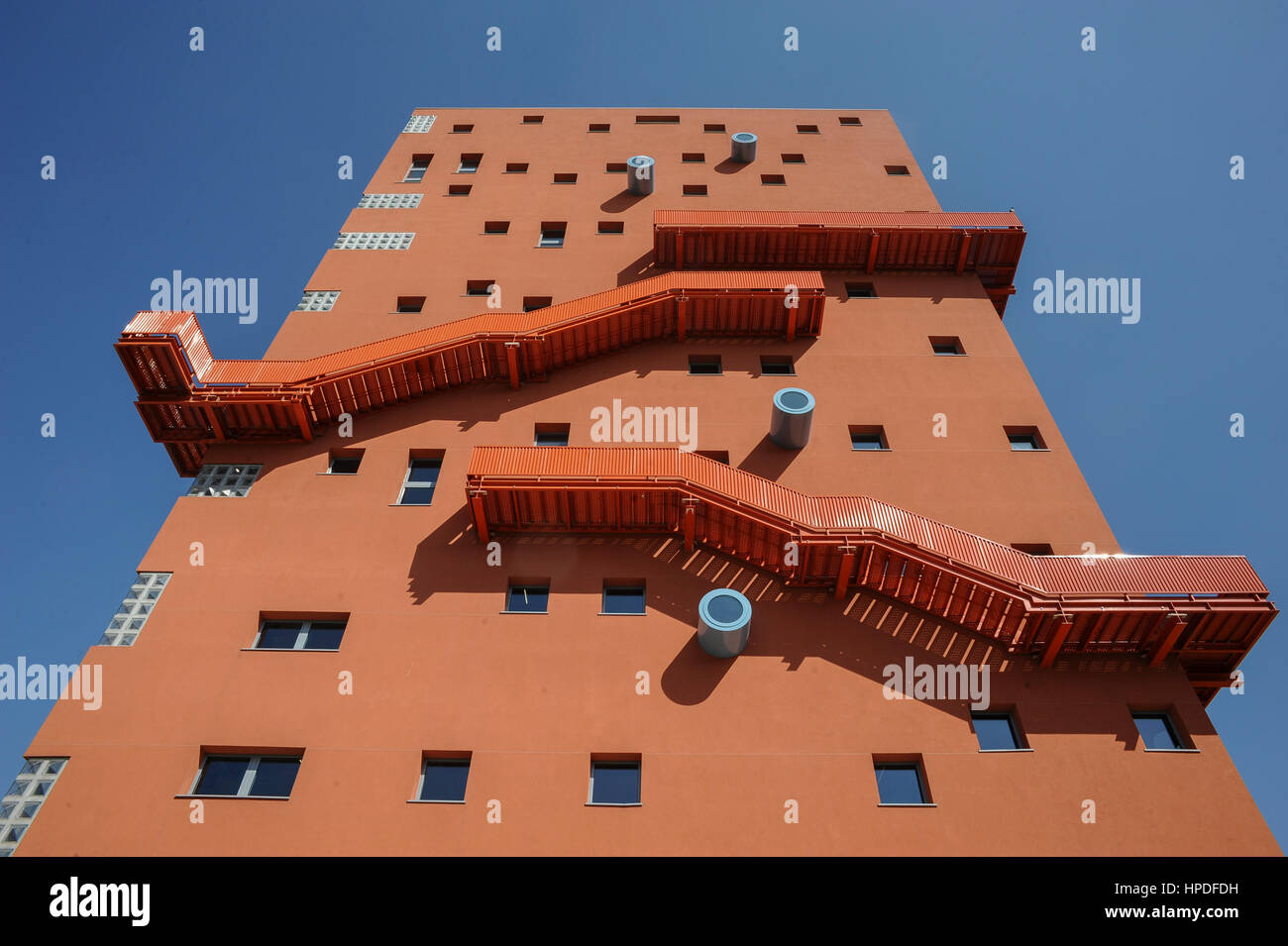 Orange color building hi-res stock photography and images - Alamy