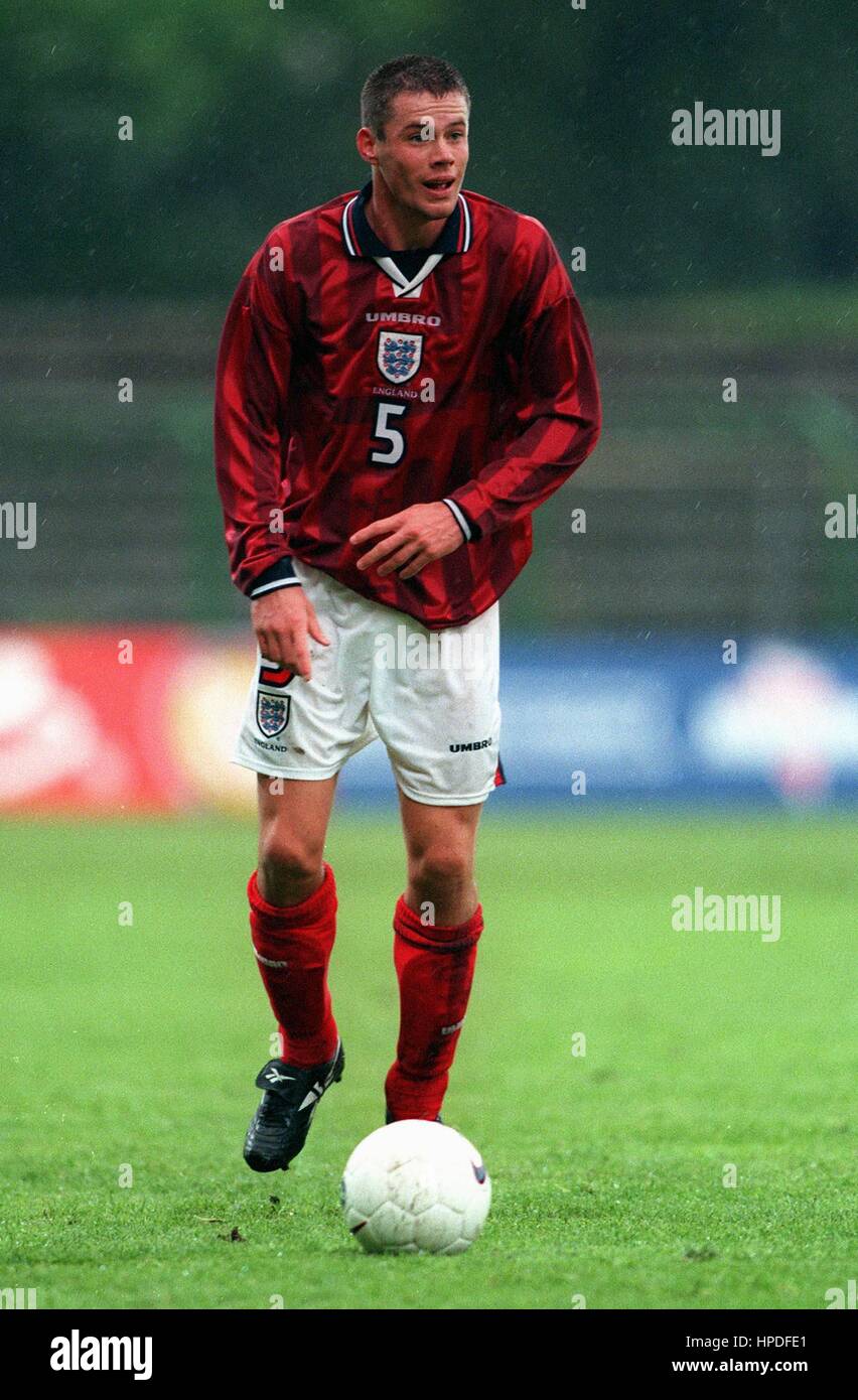 JAMIE CARRAGHER ENGLAND U21 & LIVERPOOL FC 23 June 1997 Stock Photo - Alamy
