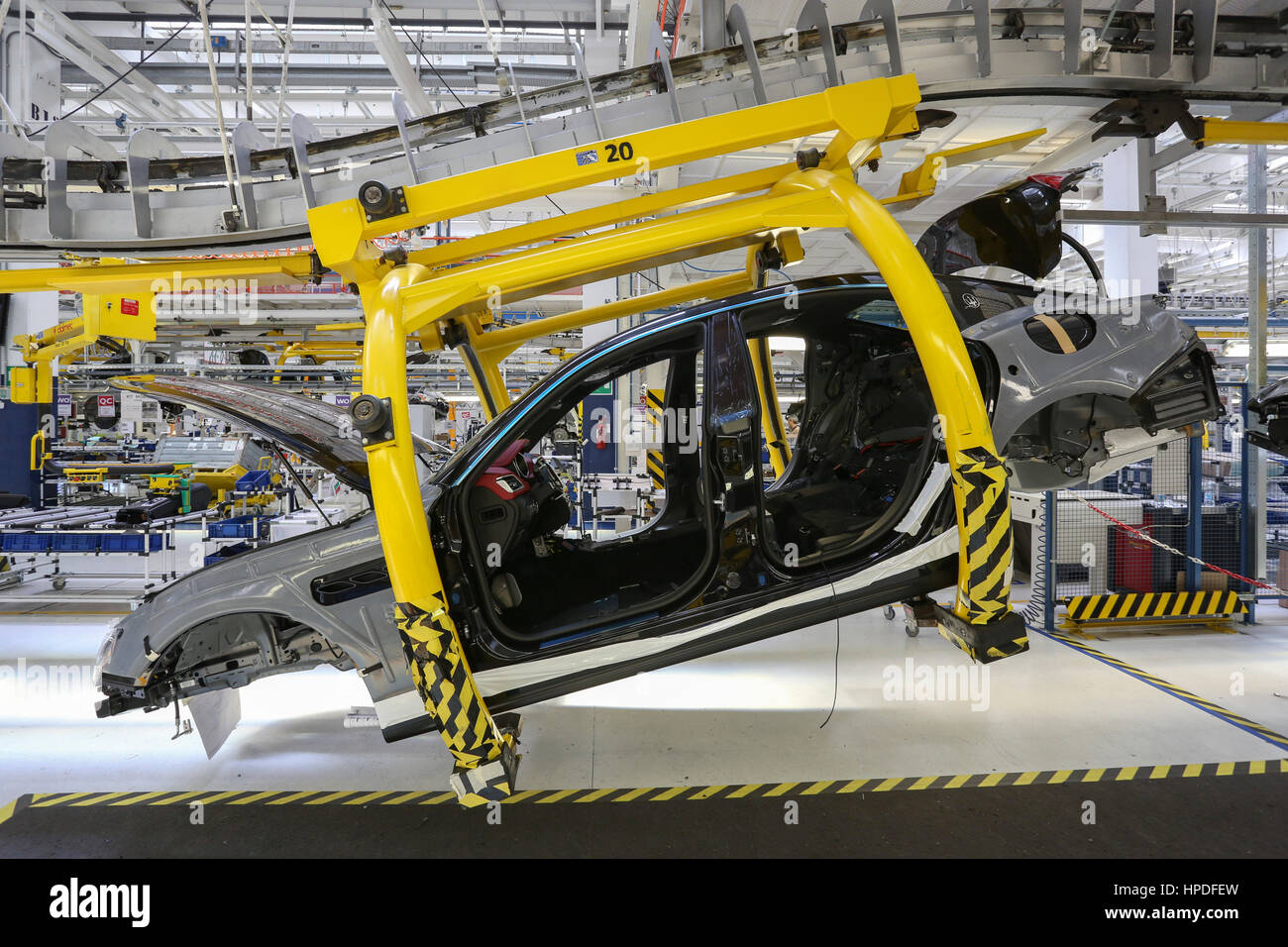 Assembly Line Stock Photos & Assembly Line Stock Images - Alamy