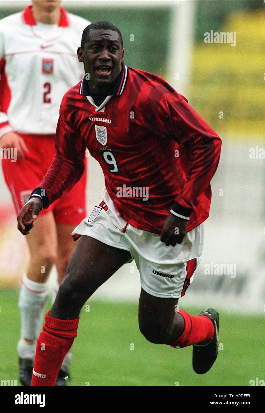 Heskey england u21 hi-res stock photography and images - Alamy