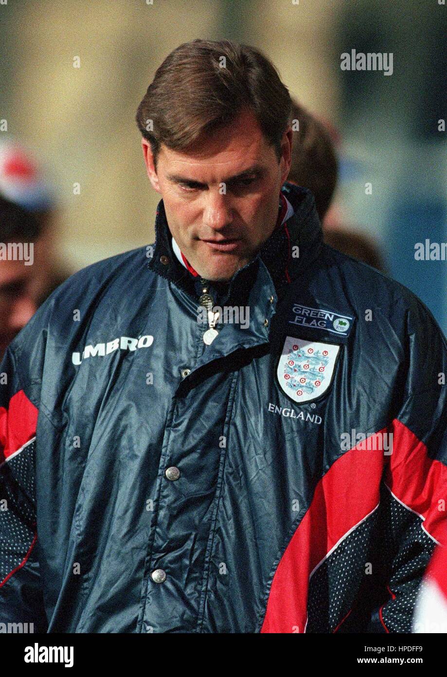 GLENN HODDLE ENGLAND MANAGER 23 June 1997 Stock Photo - Alamy