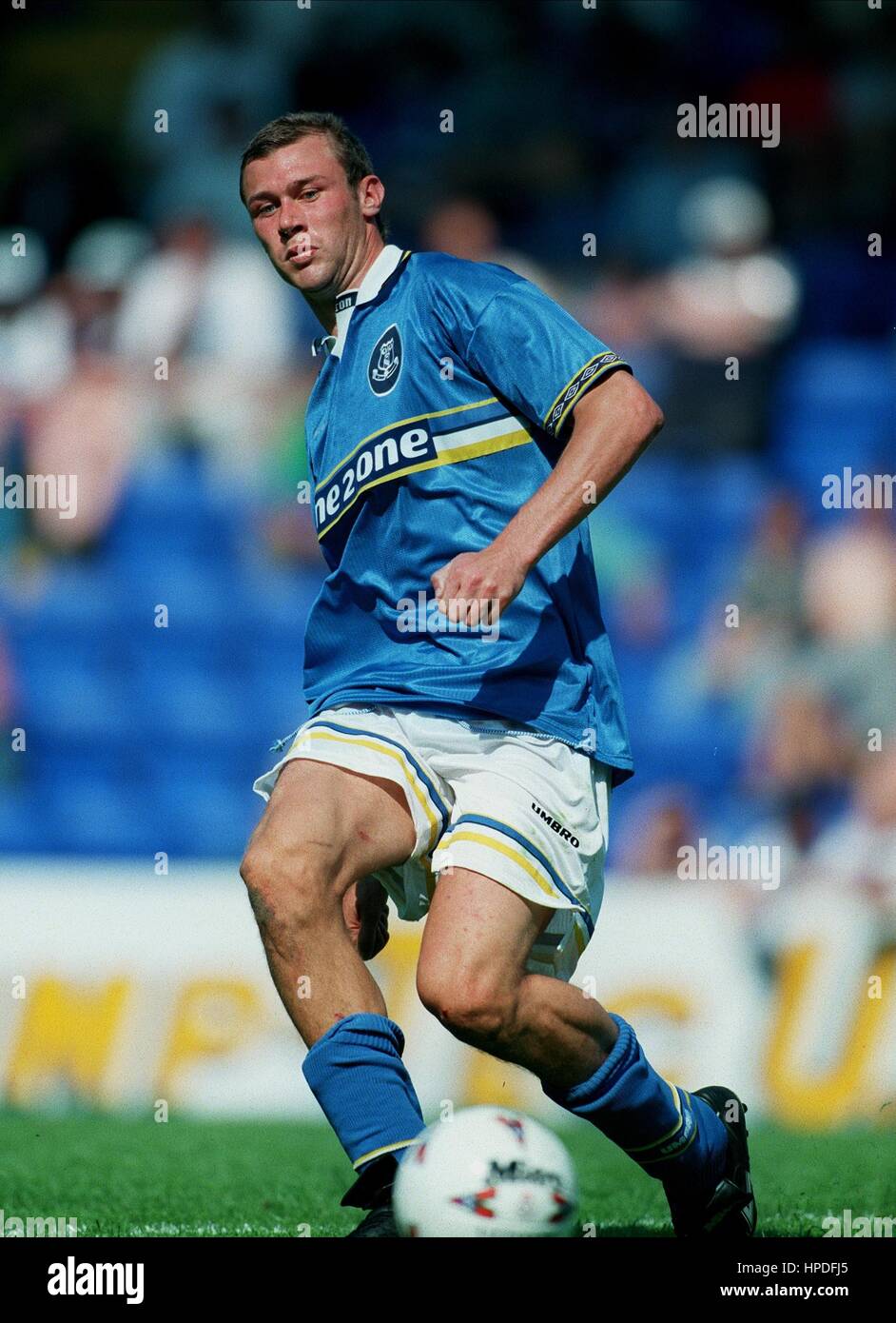 DUNCAN FERGUSON EVERTON FC 21 July 1997 Stock Photo - Alamy
