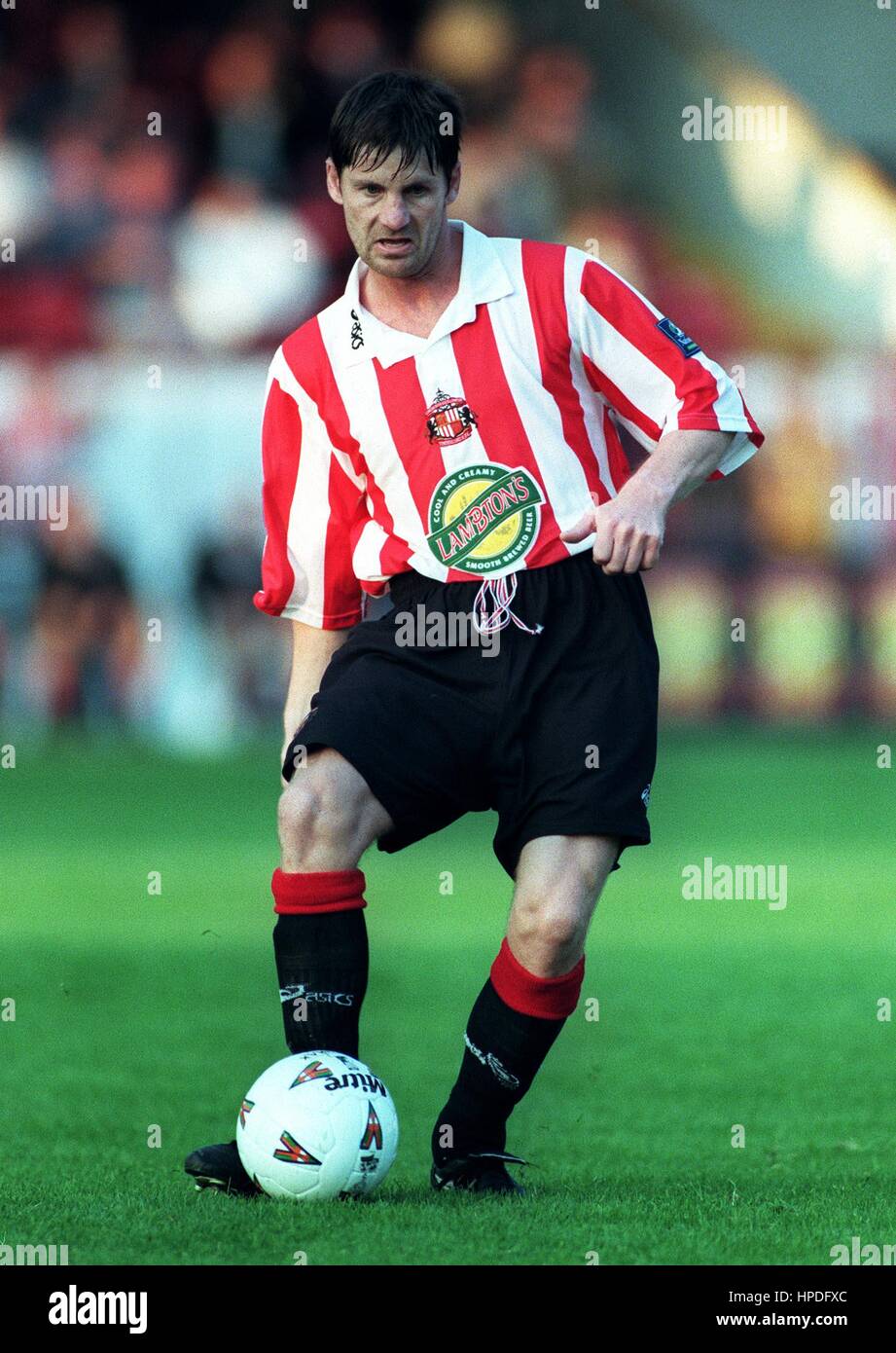 PAUL BRACEWELL SUNDERLAND FC 24 July 1997 Stock Photo - Alamy