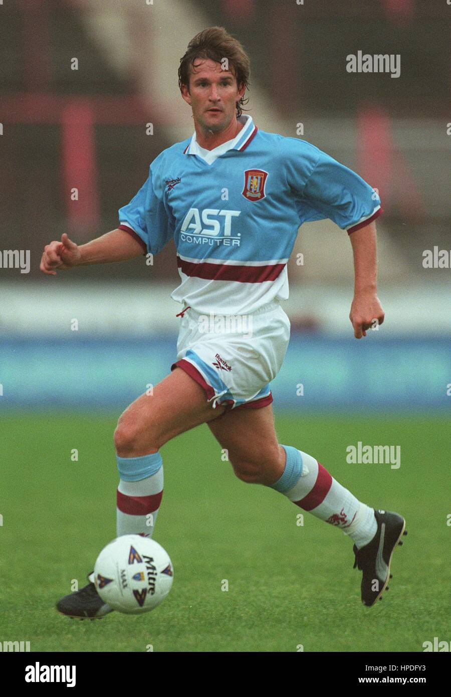 SIMON GRAYSON ASTON VILLA FC 24 July 1997 Stock Photo - Alamy