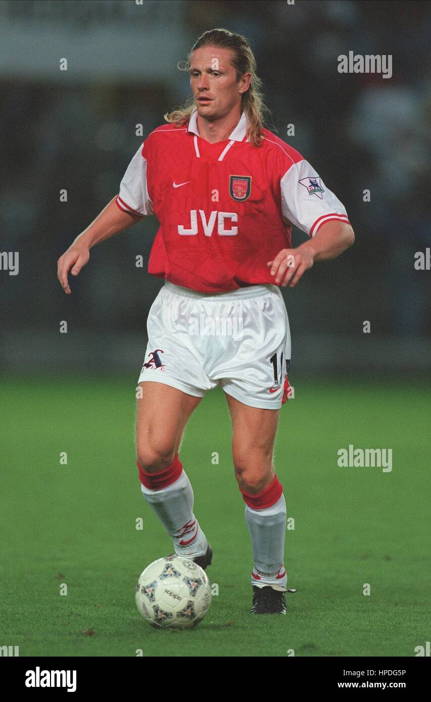 Emmanuel petit arsenal 1997 hi-res stock photography and images - Alamy