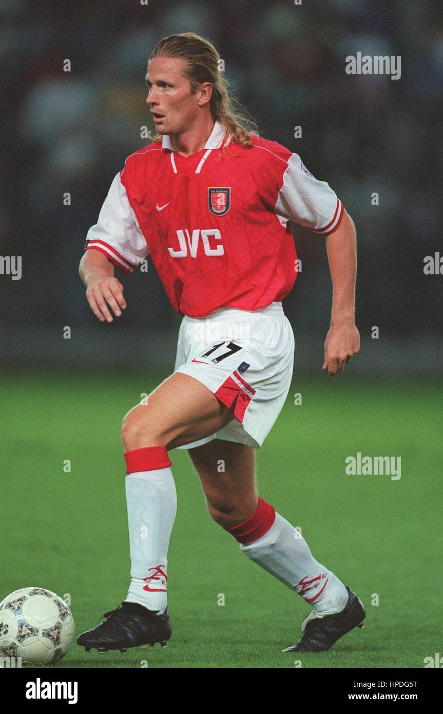 Emmanuel petit arsenal 1997 hi-res stock photography and images - Alamy