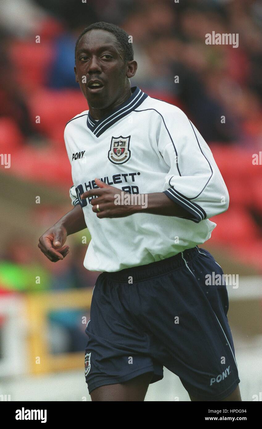 RUEL FOX TOTTENHAM HOTSPUR FC 28 July 1997 Stock Photo - Alamy