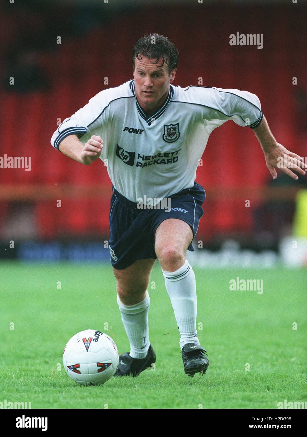 ANDY SINTON TOTTENHAM HOTSPUR FC 28 July 1997 Stock Photo - Alamy